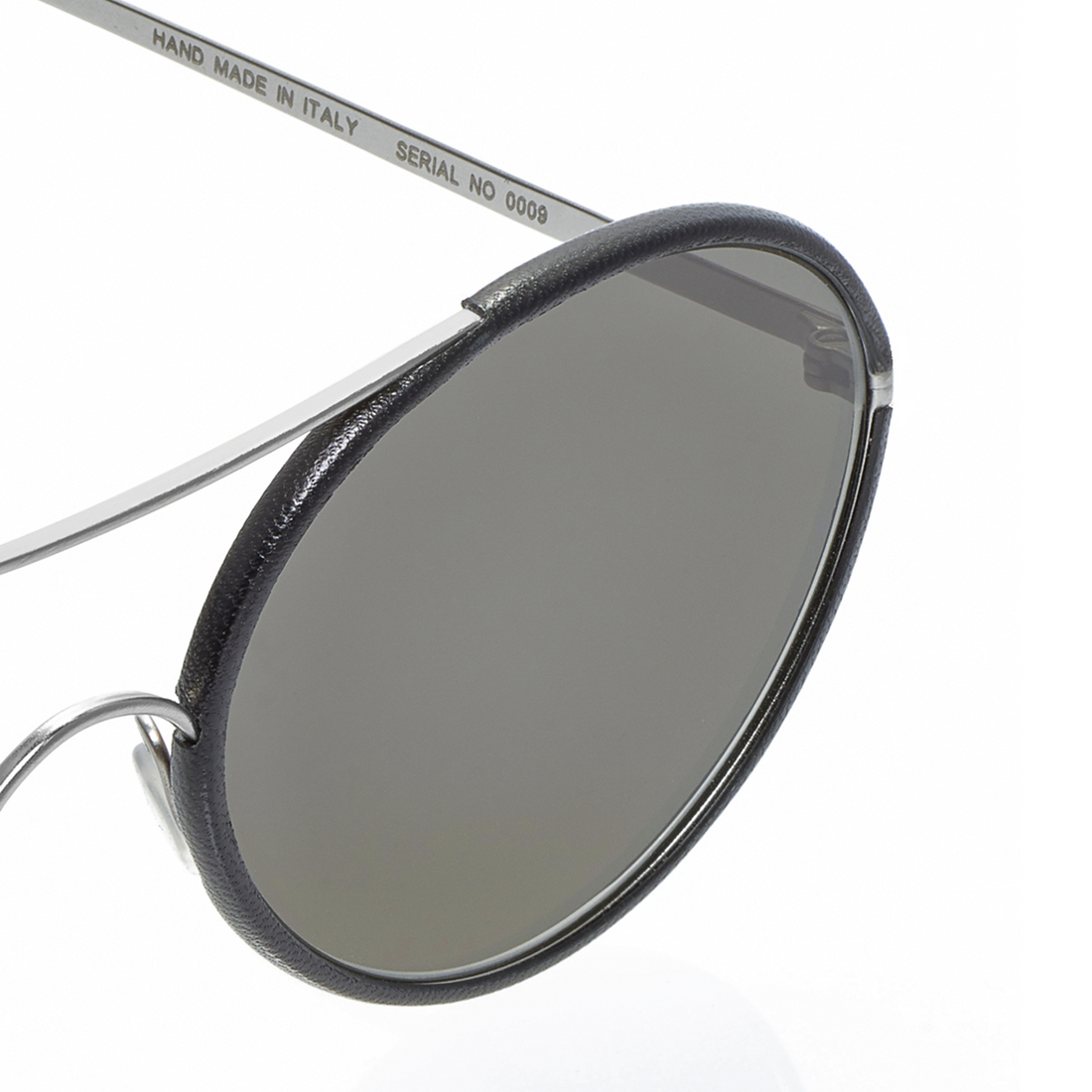 8M1P SILVER + Black leather – Ottomila